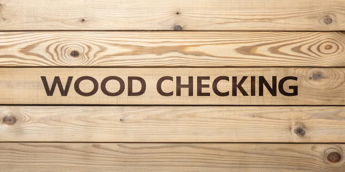 Wood Checking Definition – Cracks in Carving Explained – BeaverCraft Tools